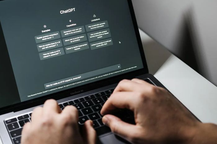 Pro dan Kontra Penggunaan AI dalam Pemrograman - CODEPOLITAN
